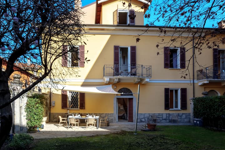 Casa Felice - Villa Con Giardino In Centro Citta. - Verbania