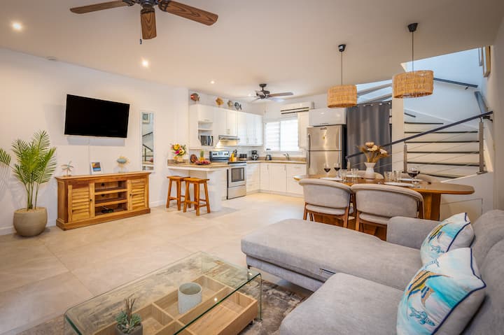 2br 2bath Private Pool Surfers Paradise 7min Walk - Tamarindo