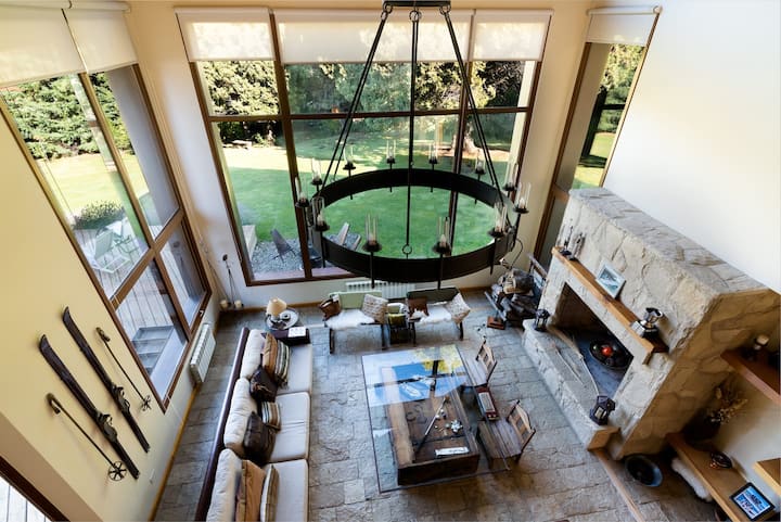 Mansion En Arelauquen - Bariloche