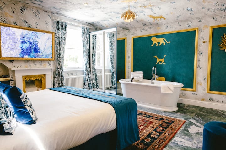 Baloci - Persian Boutique Hotel (Babylon Room) - Birmingham