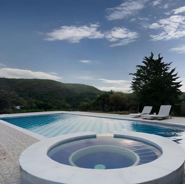 Casa Vacacional Para 10 Personas - Apulo