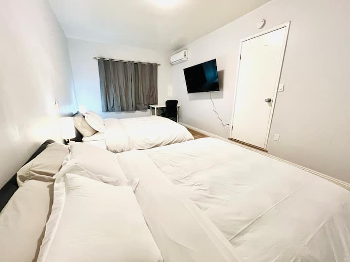 平房，2b1b,免费停车位，适合家庭居住 - Montebello