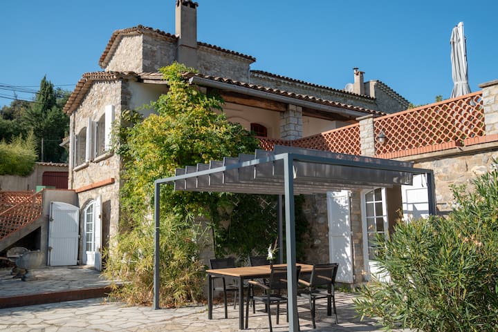 Beau Gîte Avec Piscine Et Spa - Mialet
