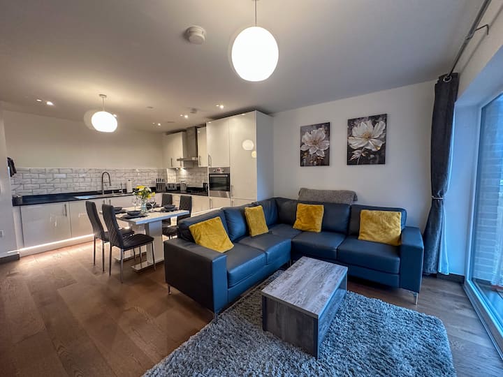 Contractors / Relocate / Family - Maidstone