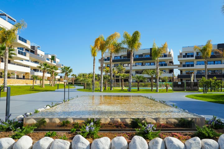 Amanecer Cálido - Playa Flamenca