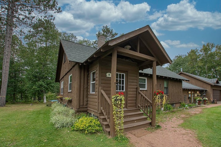 Cedaroma Pet Friendly Resort With Amenities - St. Germain, WI