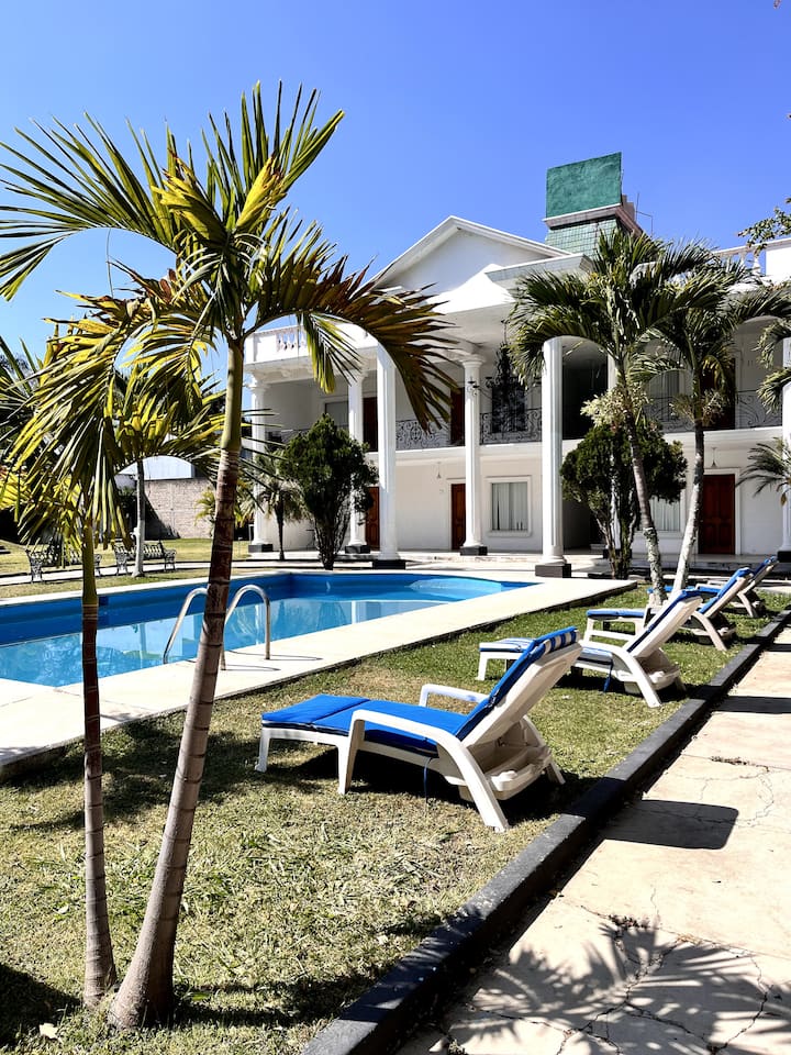 Gran Casa Blanca - Cuernavaca