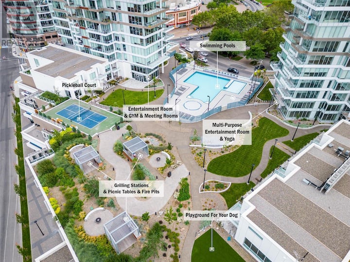 Charming Luxury Downtown Condo - Kelowna