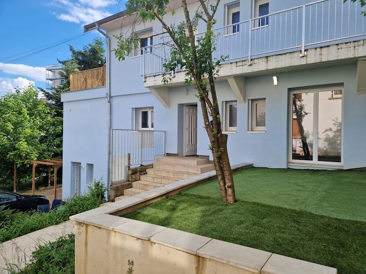 Chambre & Sdb Privée/gare à Côté - Besançon