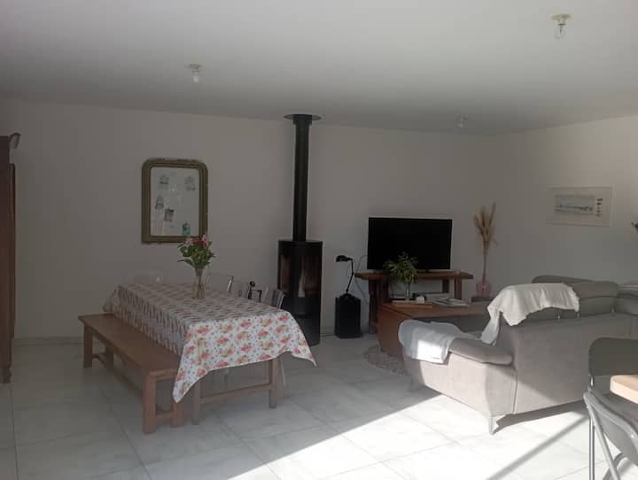 Chambre Hôtes -  Baie Mont-st-michel  - Petit Dej - Avranches