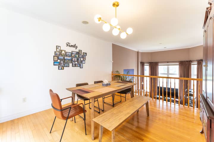 3 Guest Bedrooms Combo - Lake Access - Halifax