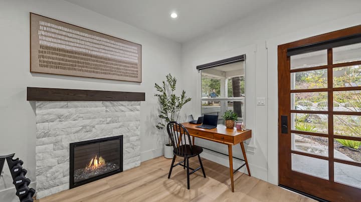 Charming 2br Cottage | Rose Bowl + Free Parking - Pasadena, CA