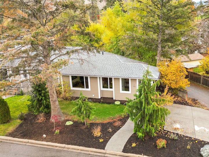 Mountainview Cottage - Kelowna