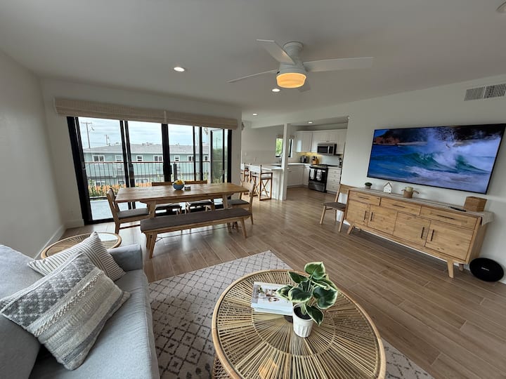 Modern Laguna Beach Duplex - Prime Location! - Laguna Beach, CA