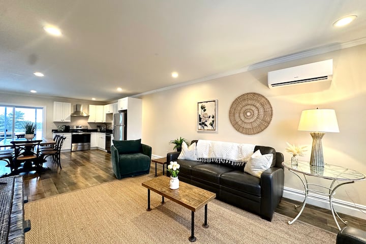 Tradewind Haven - New Townhouse Near Newport! - Newport, RI