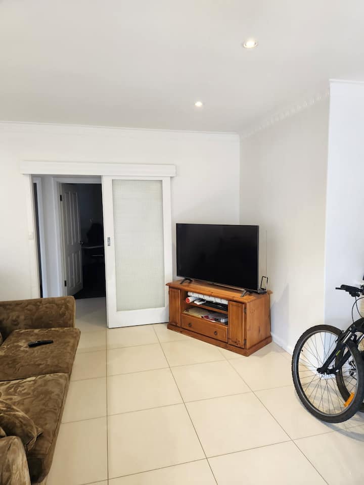 4 Bedroom, 2 Bathroom Air Con - Tea Tree Gully