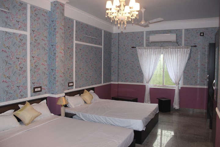 Family Freshup Room - Palakkad