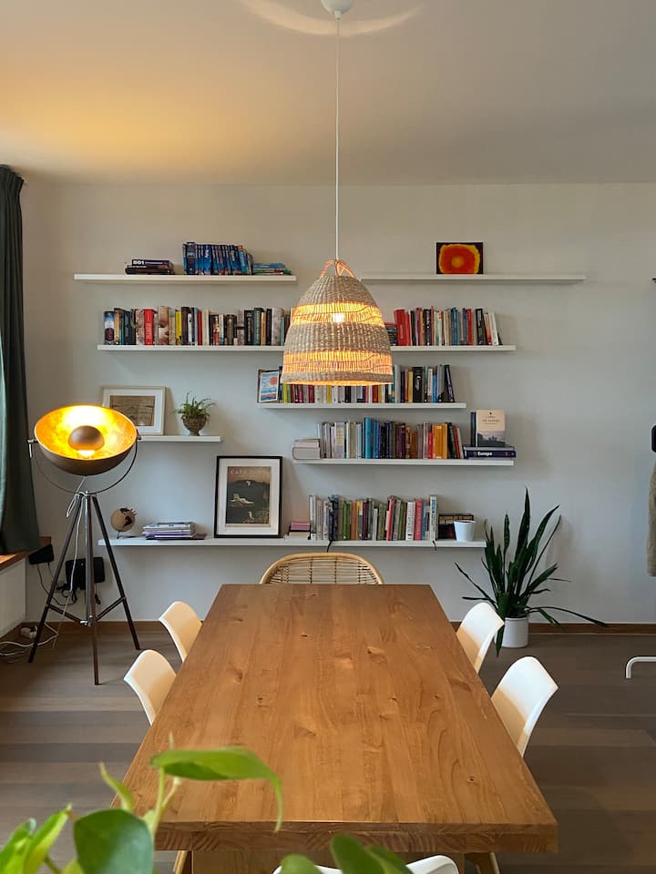 Sunny 2-bedroom Duplex - Antwerpen