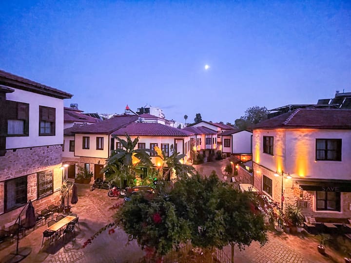 The Orange Suite - Turkey
