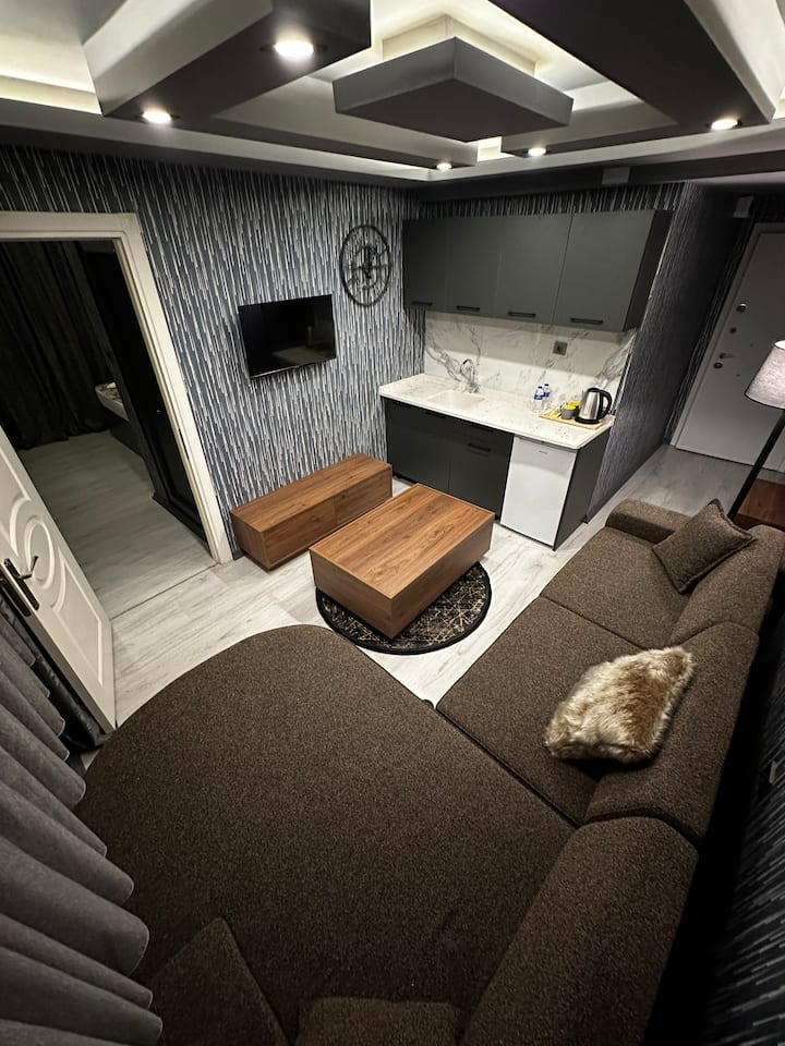 1+1 Suit Room - Bursa