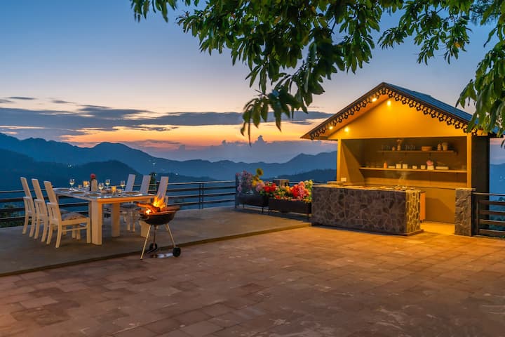Stayvista At Chalet Rushli W/ Views & Treks - Kanatal