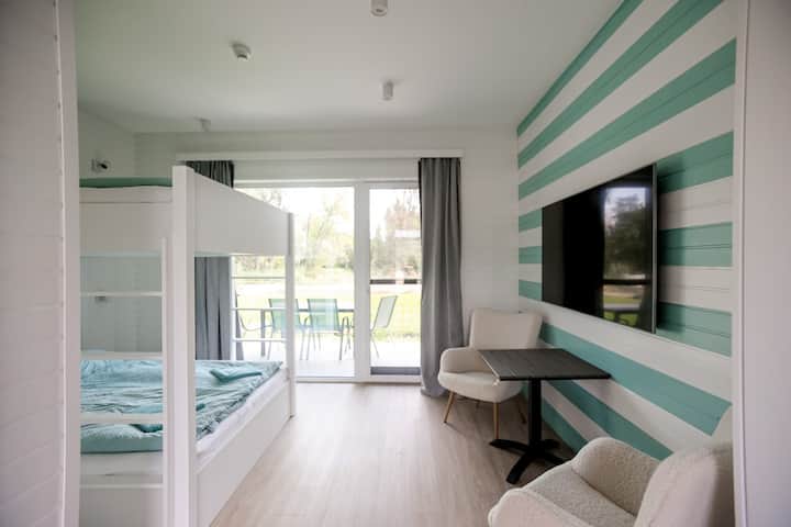 Négyágyas Zuhanyzós Erkélyes Beach Arena Csopak - Balatonfüred