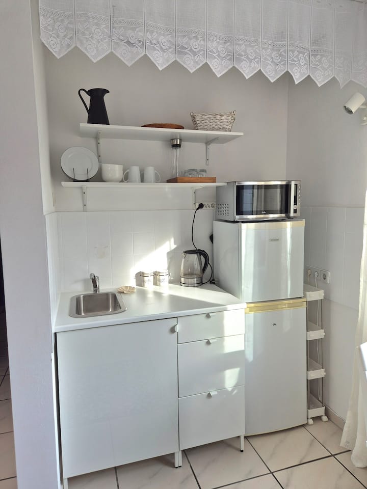 Schöne, Ruhige Einliegerwohnung - Langenfeld