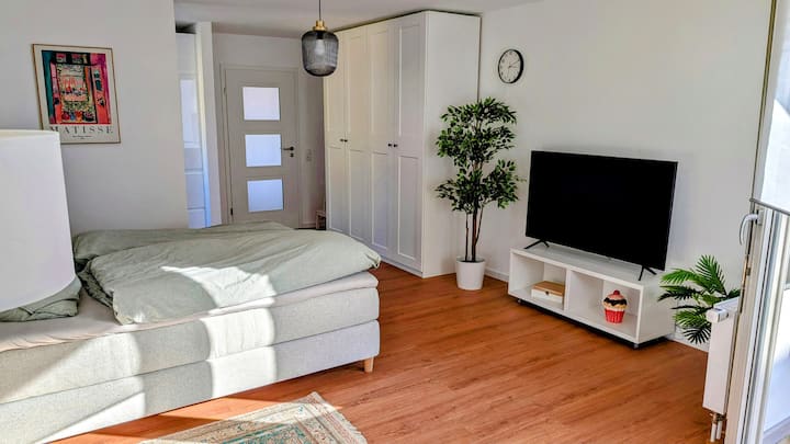 Erstbezug 2025: Sonniges 37qm 1-zimmer Apartment - Renningen
