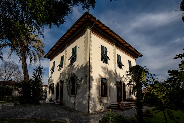 Martini's Villa - Lucca