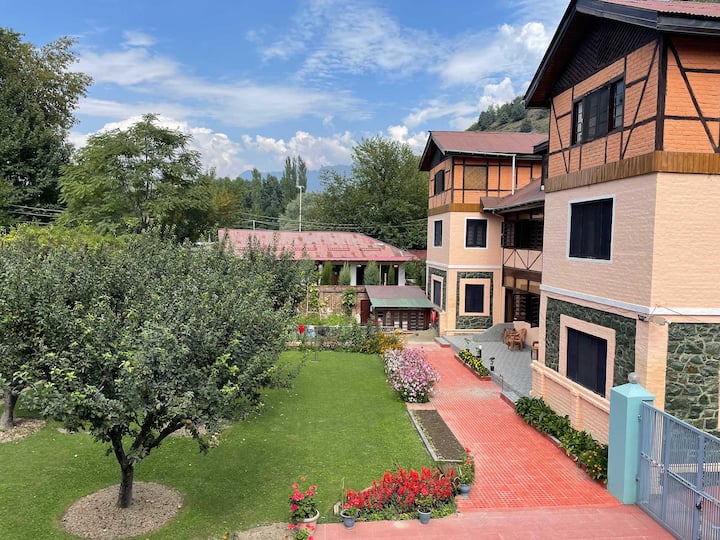 Lakshmi Guest House Heritage Haven Room - Srinagar