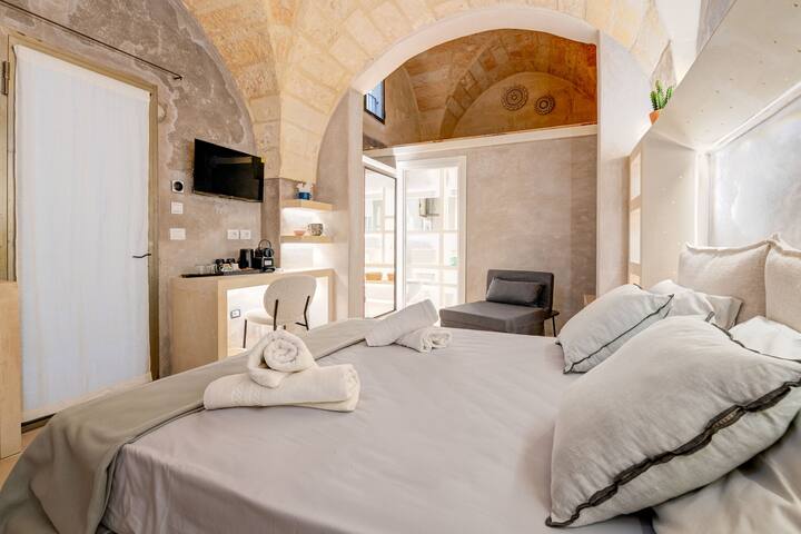 Porta San Biagio - Via Cota 24 - Lecce