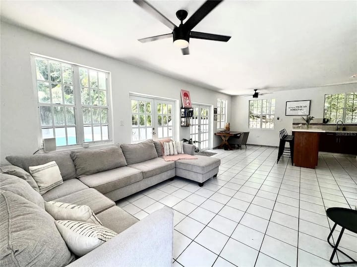 Puntas Beach Condo - With Pool - Mayagüez
