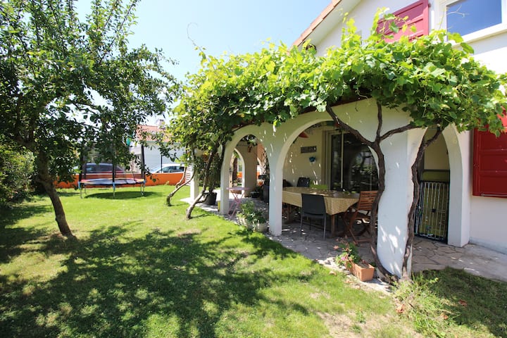 Maison Agréable Dans Quartier Calme - Pau