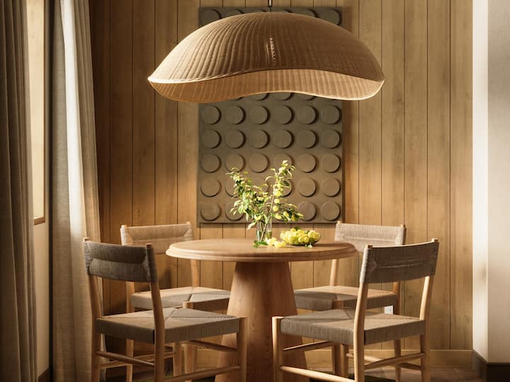 The Kenrick Hotel: Deluxe Honeymoon Suite - Banff