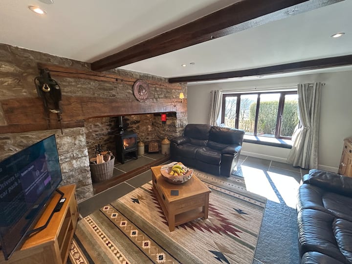 Cwmfadog Farm House - Builth Wells
