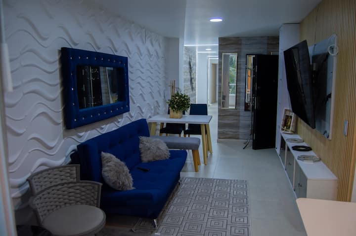 Comodo Apartamento Moderno. - 麥德林