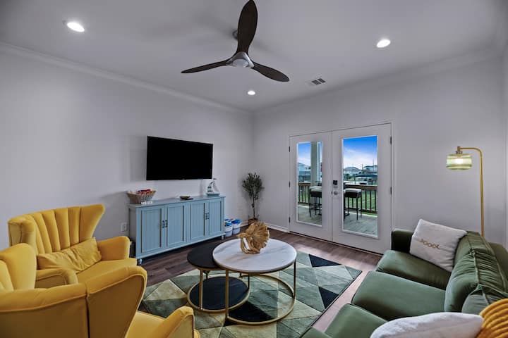 Cozy Home/sunset Views/hot Tub - Crystal Beach, TX