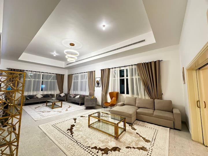 Full Villa - 7 Rooms Near Beach - Abu Dhabi