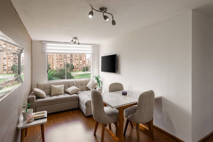 Gran Alojamiento Clínica Colina - Cota