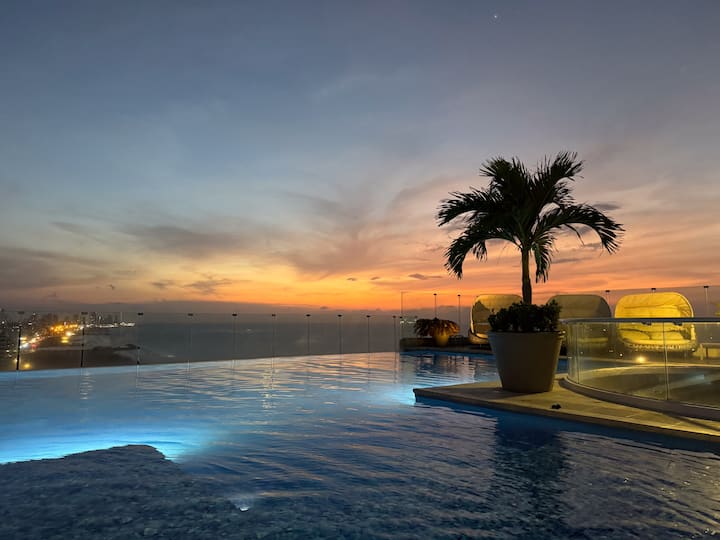 Modern Seaview Apt: 2br + A/c + Beach + Pool - Cartagena