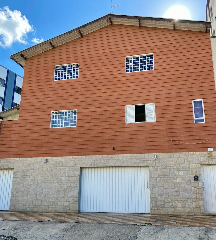 Casa Com Churrasqueira - Poços de Caldas