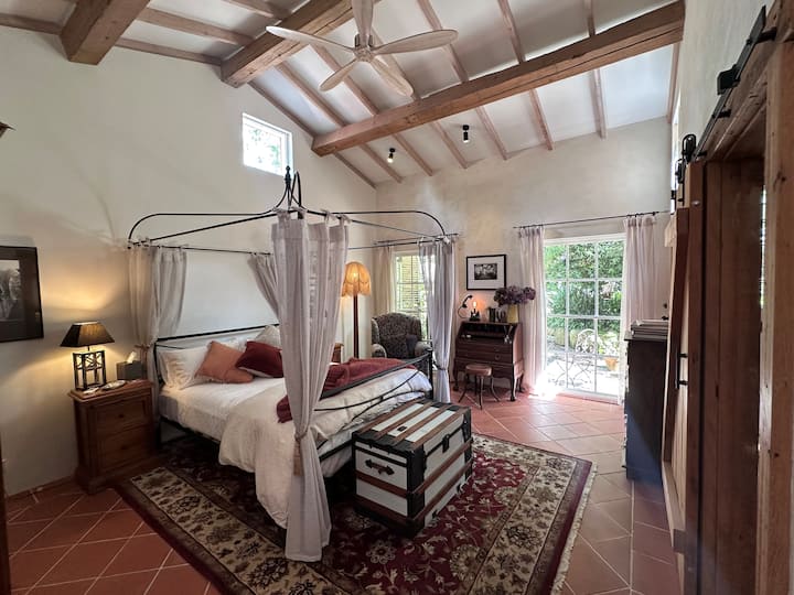 Guestlands Italia B&b- Villa 2 - ホーンズビー