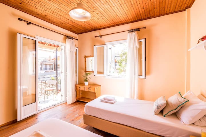 Private House In The Heart Of Kavos - Kavos