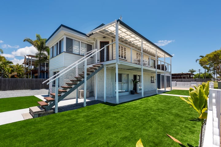 Coastal Escape-walk To Beach - Hervey Bay