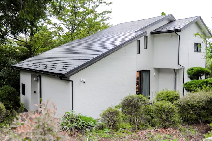 【天然温泉＆個室サウナ付】箱根の絶景を独占・一棟貸切別邸｜最大8名・駐車場無料 - Hakone