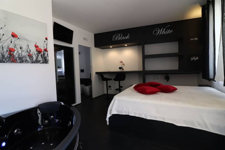 Suite Black&white Otranto - Otranto