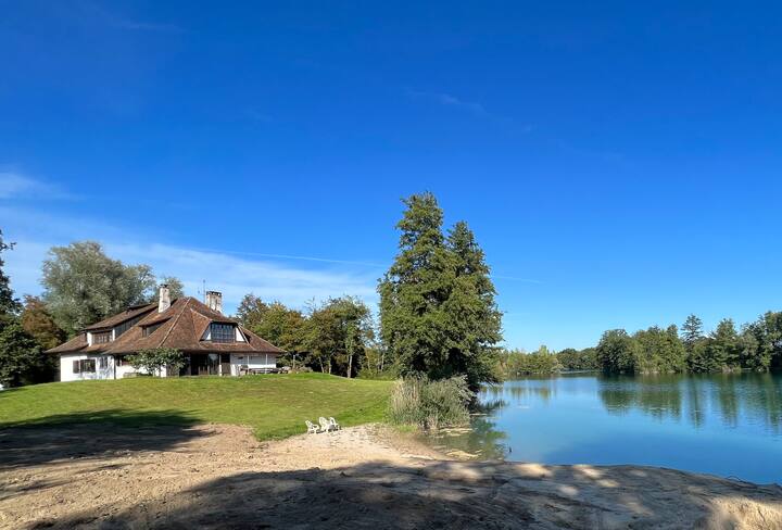 Domaine Avec Une Maison Au Bord D'un Lac Privé - Haguenau