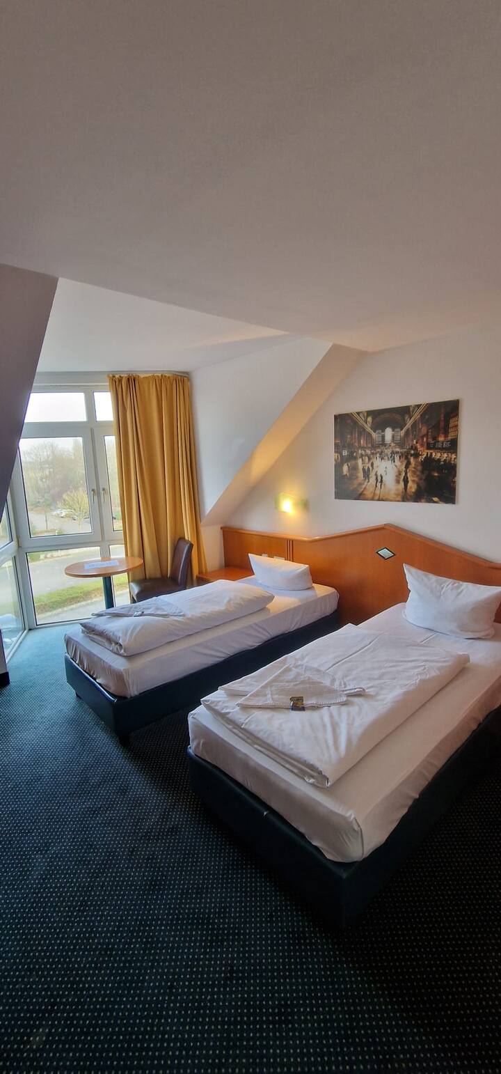 Palazzo - Direkt Im Zentrum! - Mönchengladbach