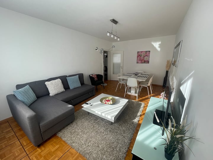 3 Bedroom Apartment - Servette - ジュネーヴ