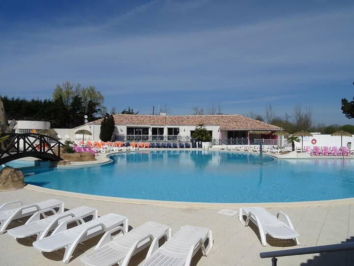 Grand Mobil Home 3 Chambres Piscines Inclues 341 - Saint-Hilaire-de-Riez